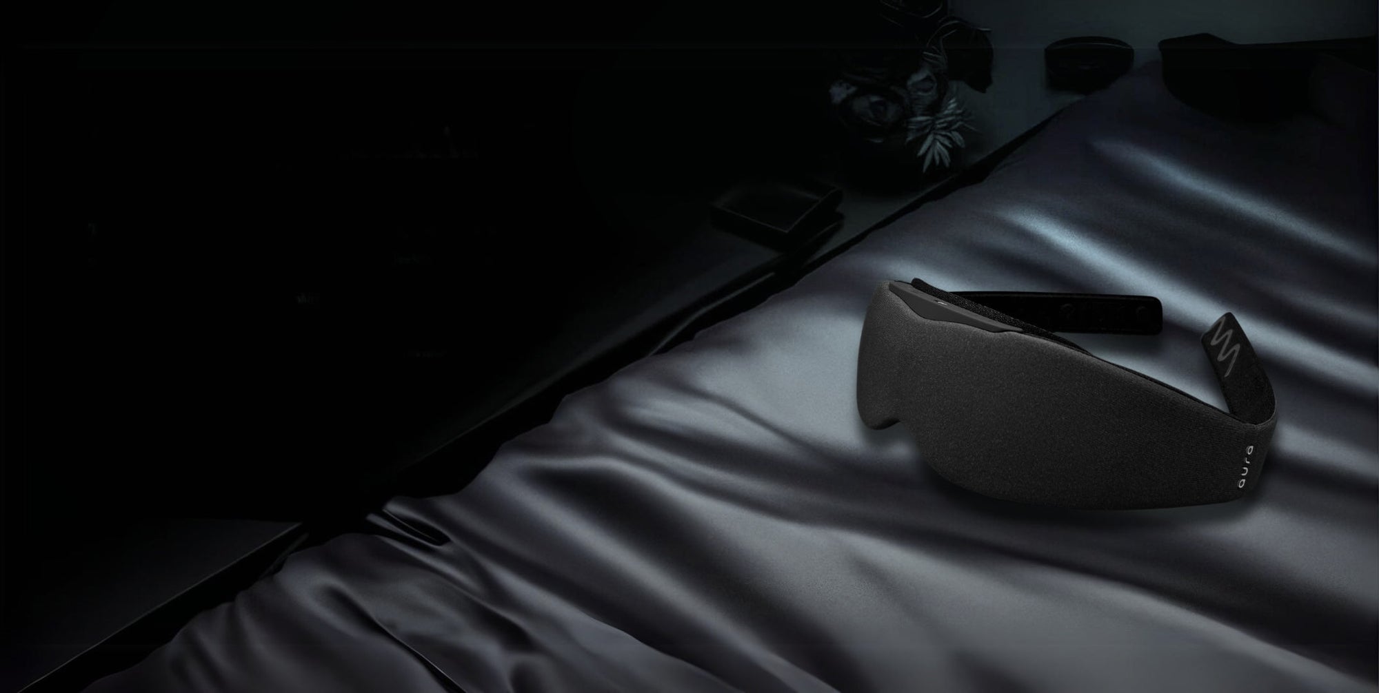 Aura Smart Sleep Mask Midnight Black Bundle | Aura Circle